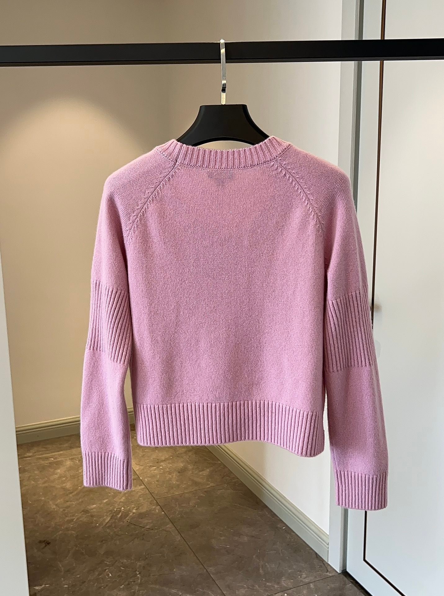 C-Classic Sweater-2183 – enjoyceci.com